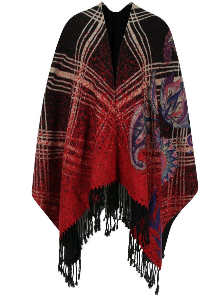 6 modele de poncho pe care le poti purta toamna aceasta